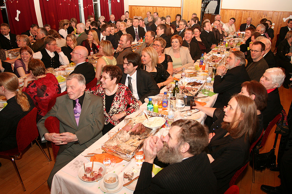 Þorrablót - Mid winter festival - Understand Iceland