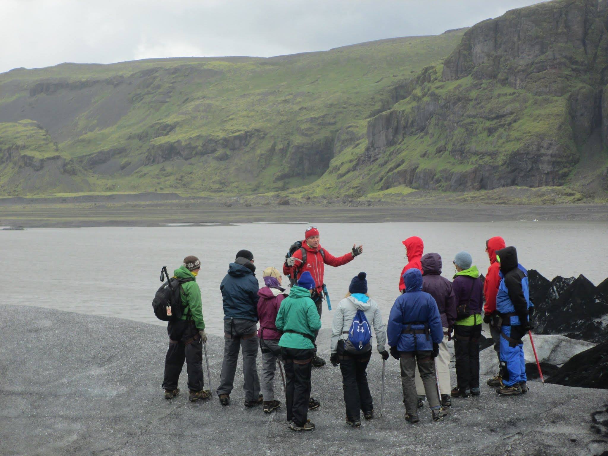 Customized faculty-led programs - Understand Iceland
